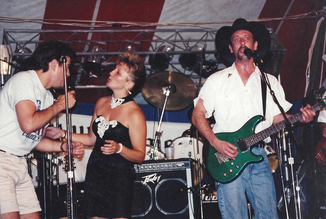 The Laurie Middlebrook Band - Photos