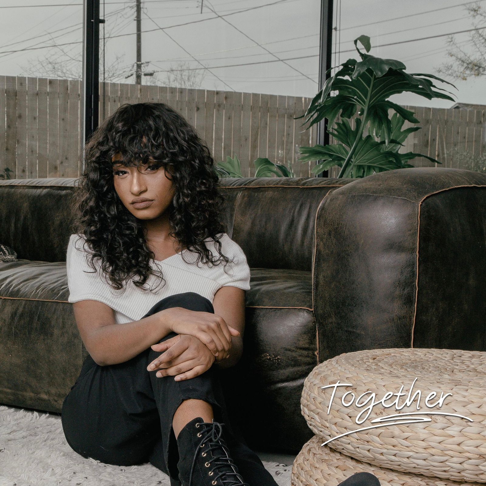 Nikki Hayes - EPK