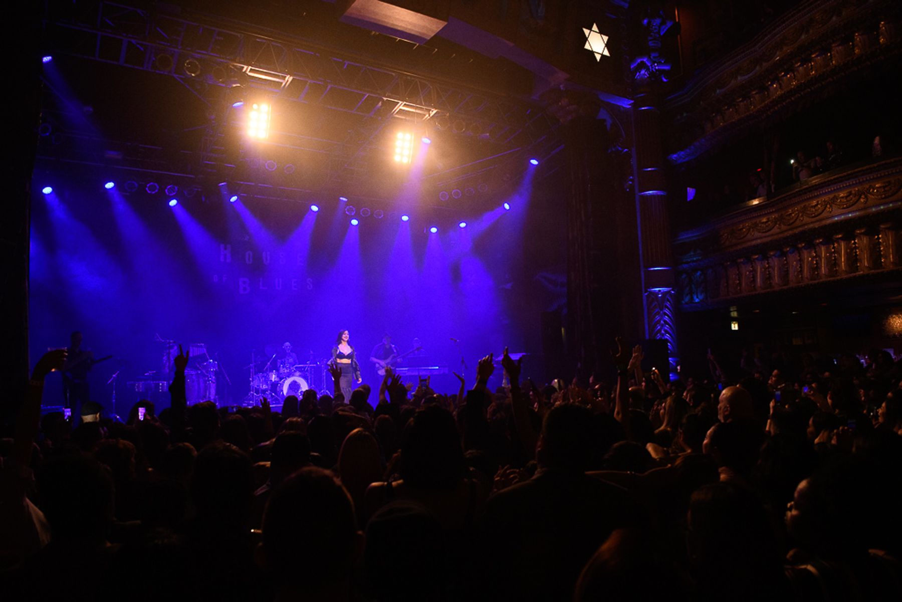 Genessa & The Selena Experience