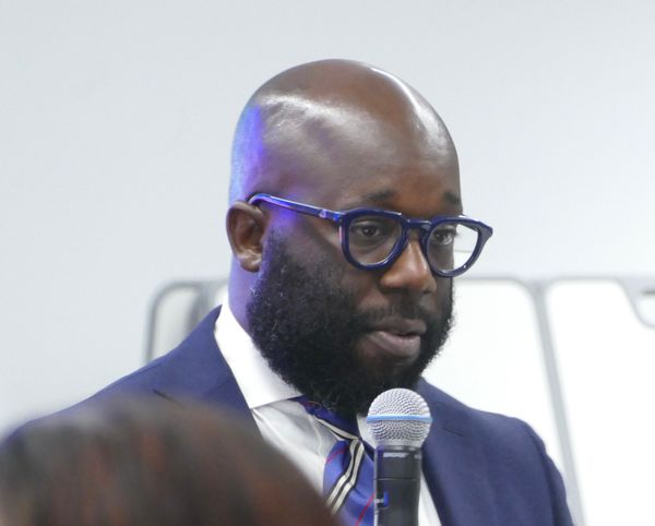 Charles Barrett - PROFESSIONAL LEARNING AND WORKSHOPS