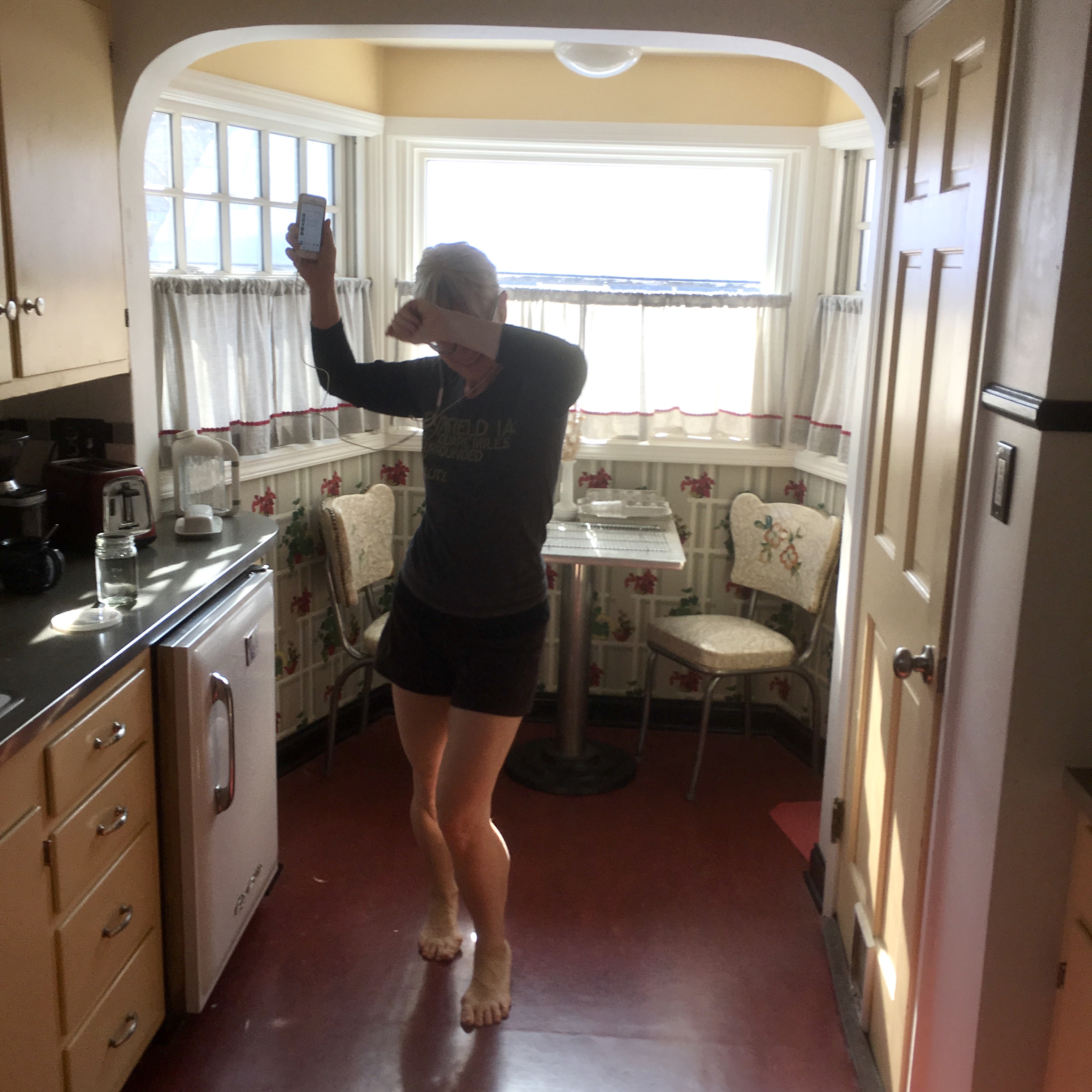 How to Host a Kitchen Dance Party
