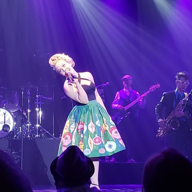 Kate Curran - Photos and Videos