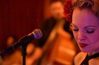 Kate Curran - Photos and Videos