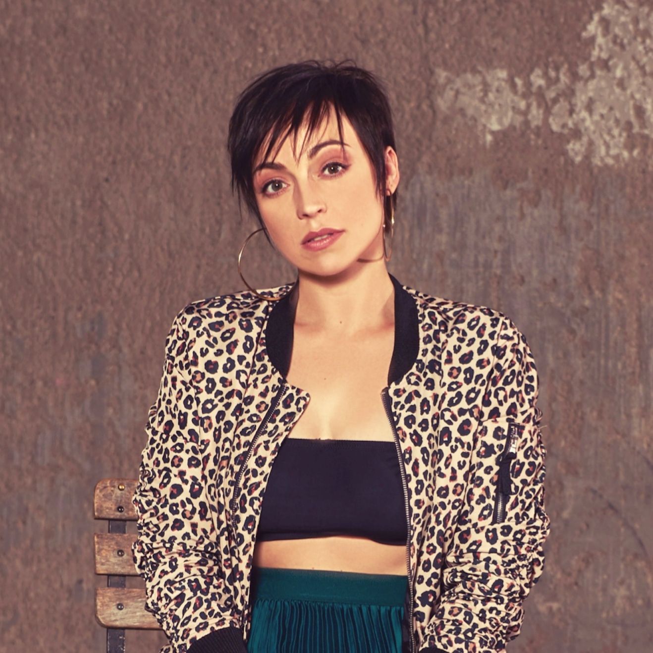 FAYE B | The Official Website - Photos