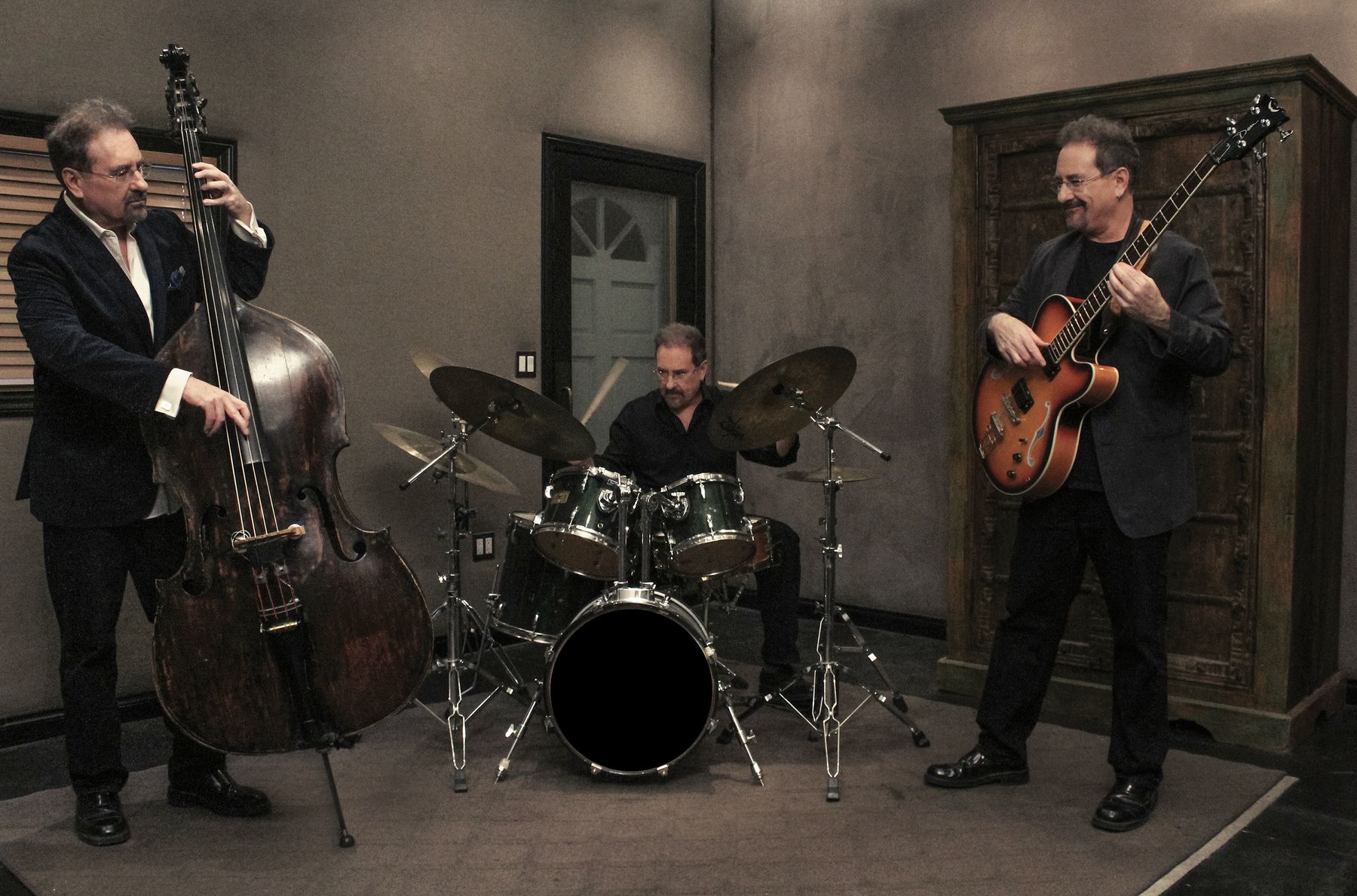 Brian Bromberg - On Tour