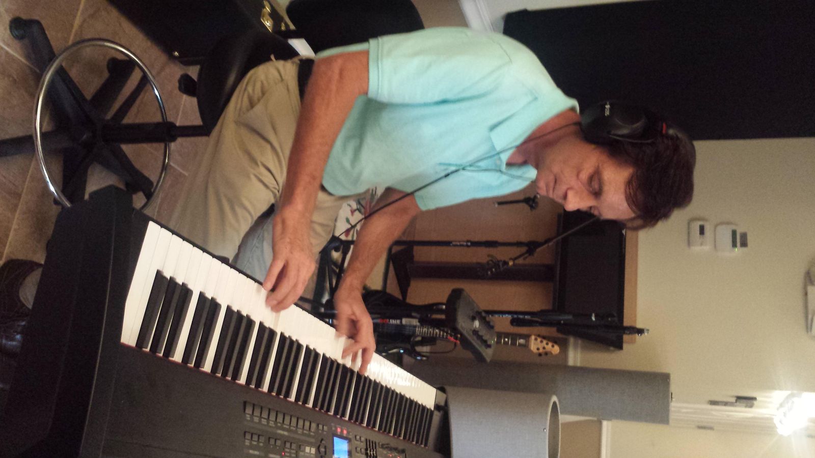 Donald Gould - Photos