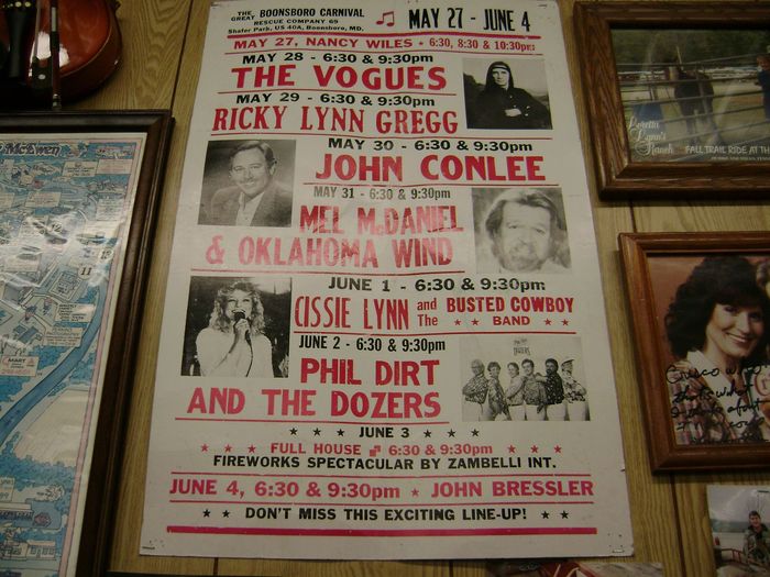 Phil Dirt and the Dozers - Shows