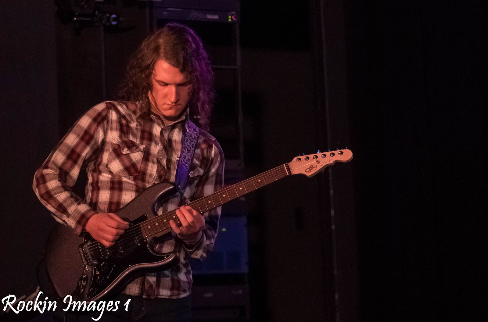 THIRTY 6 RED - Pictures