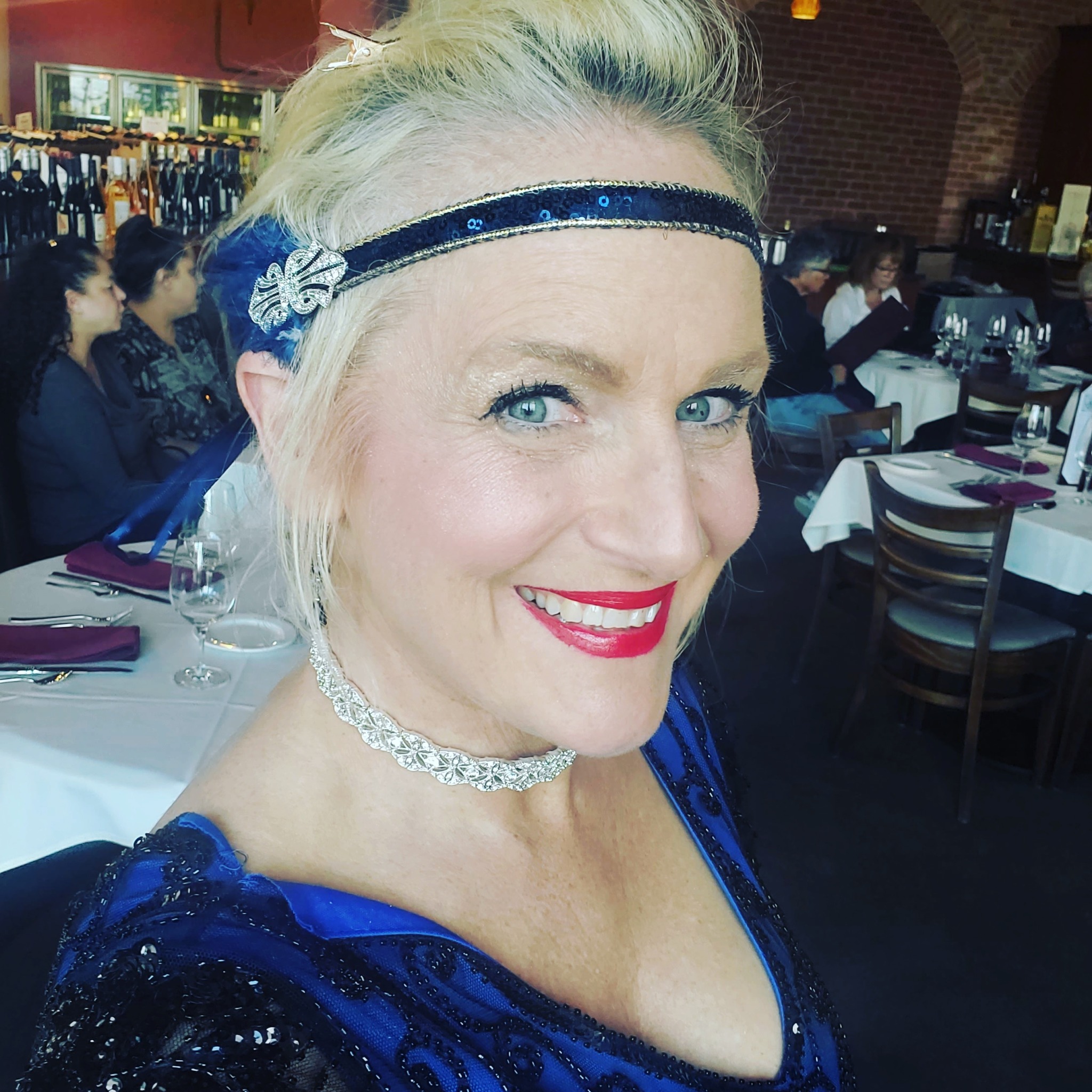 Amanda V SIngs