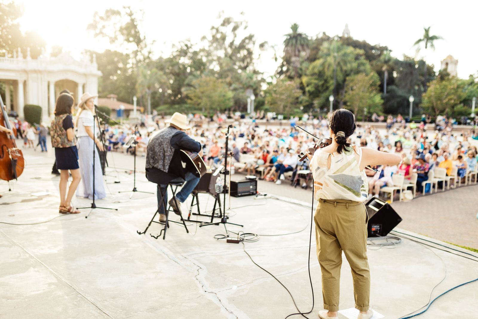 Rachel Aldous and The Road Home