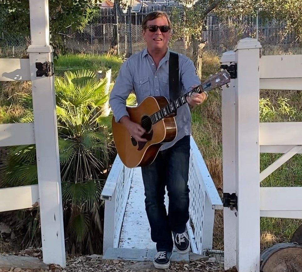 Christopher Dale - Photos