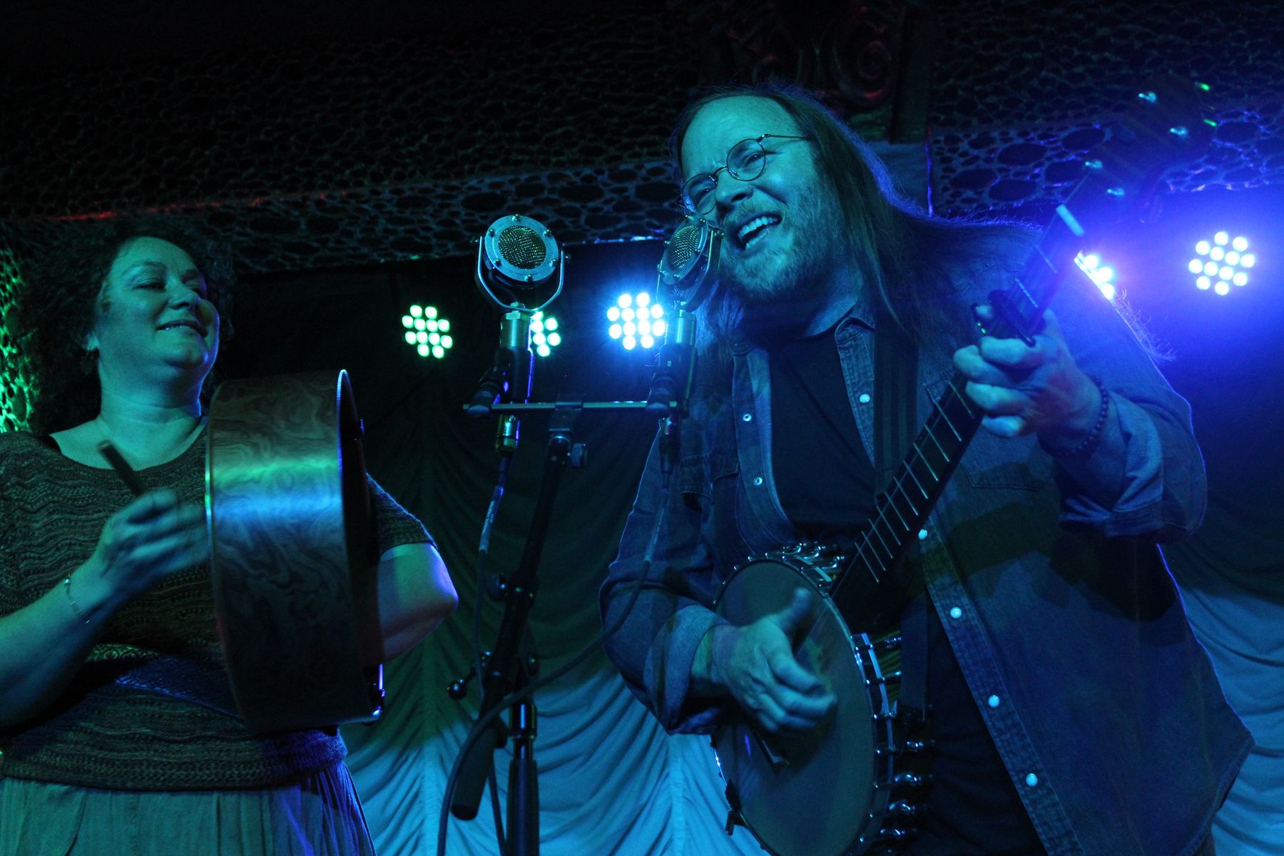 Tom Eure & Amelia Osborne