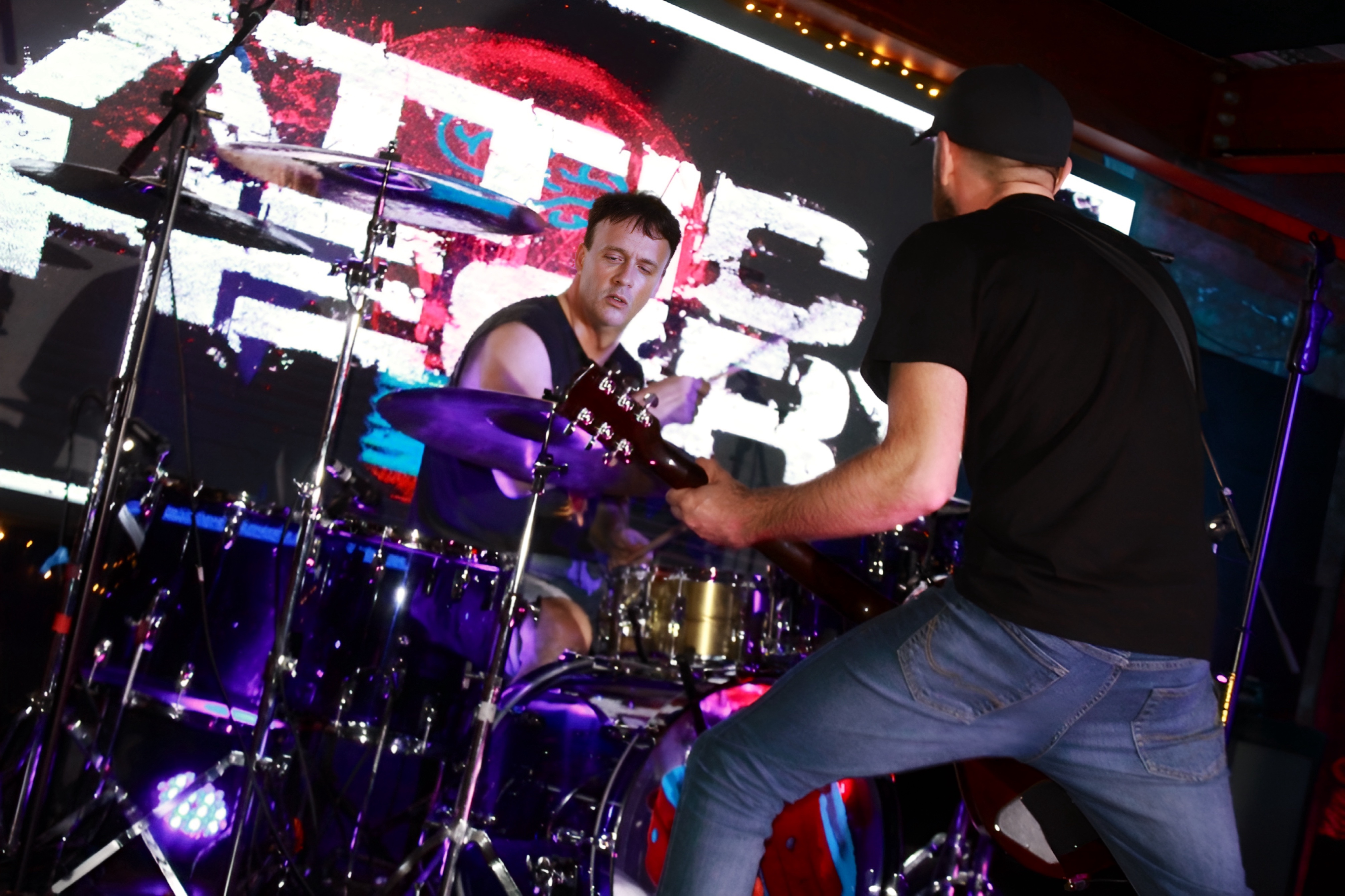 Live Review : ATTIC THEORY/BLISS/WHITE LIGHTNING/LUCY ELLEN/RÓISÍN ...