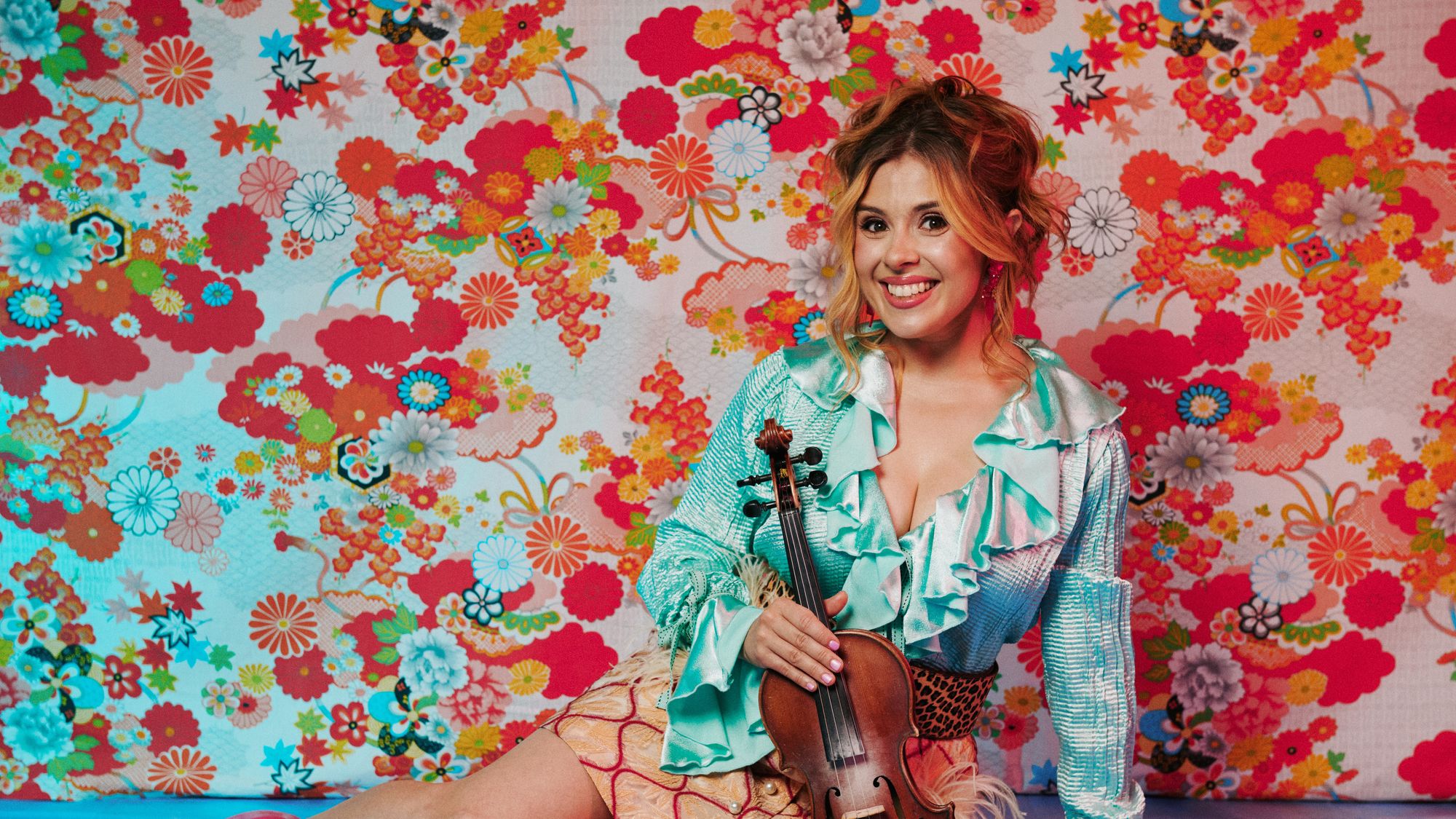 Amanda Shaw - Artist Bio