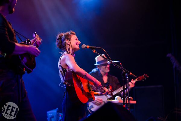 Ayla Nereo - Tour