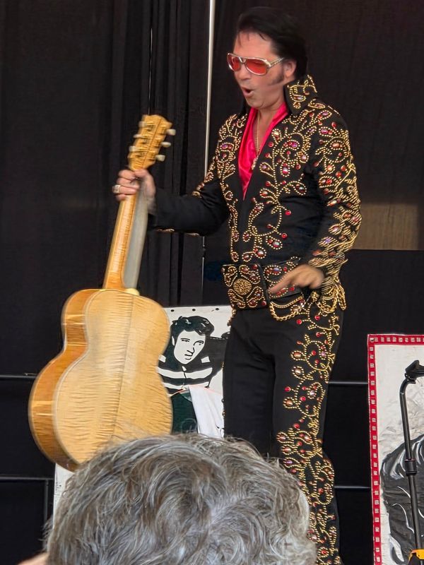 Danny Vernon Illusion of Elvis Presley tribute impersonator Seattle ...