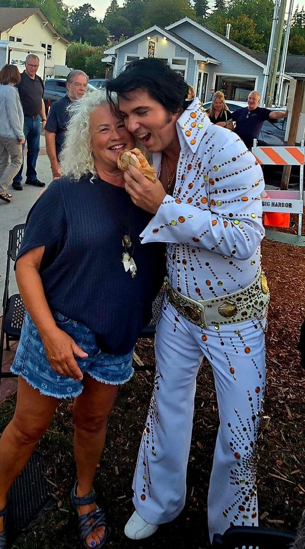 Danny Vernon Illusion of Elvis Presley tribute impersonator Seattle ...