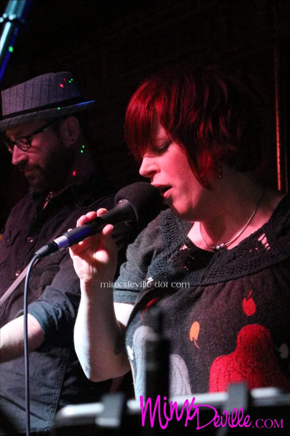 Laurel Smith Vocalist / Vocal Instructor - Laurel Smith Professional ...