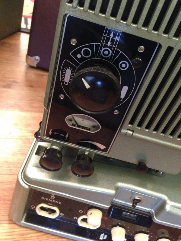 1960s Siemens Model 2000 16mm Vintage Film/Movie Projector, built-in ...
