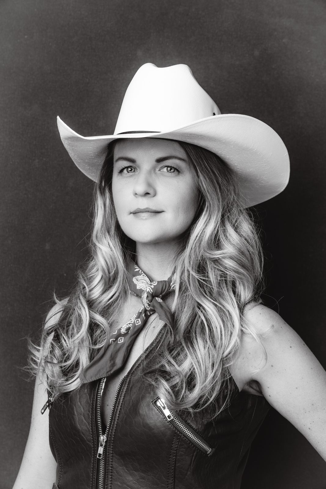 Colee James - Photos + Press