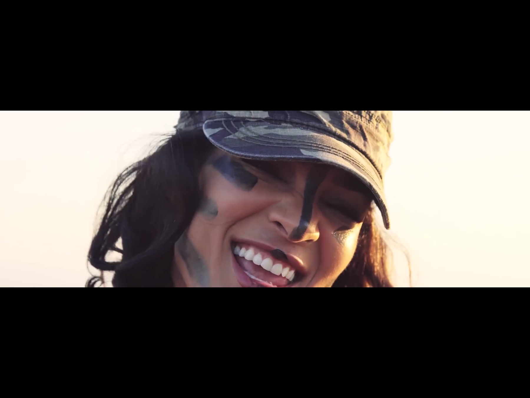 Chloe Jean Music Reviews