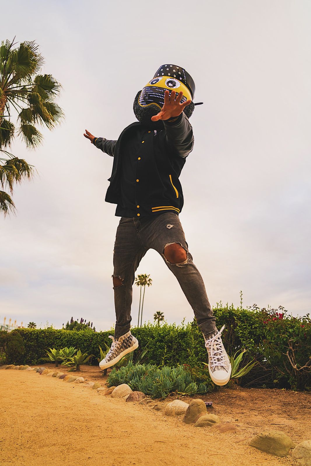 SHON' PIERRE - Photos