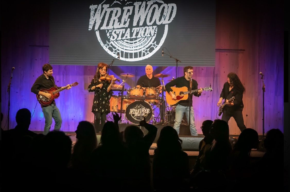 WireWood Station - Photos