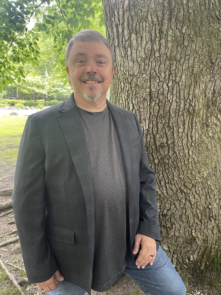 Fast Track Welcomes Veteran Bass-man Randy Barnes