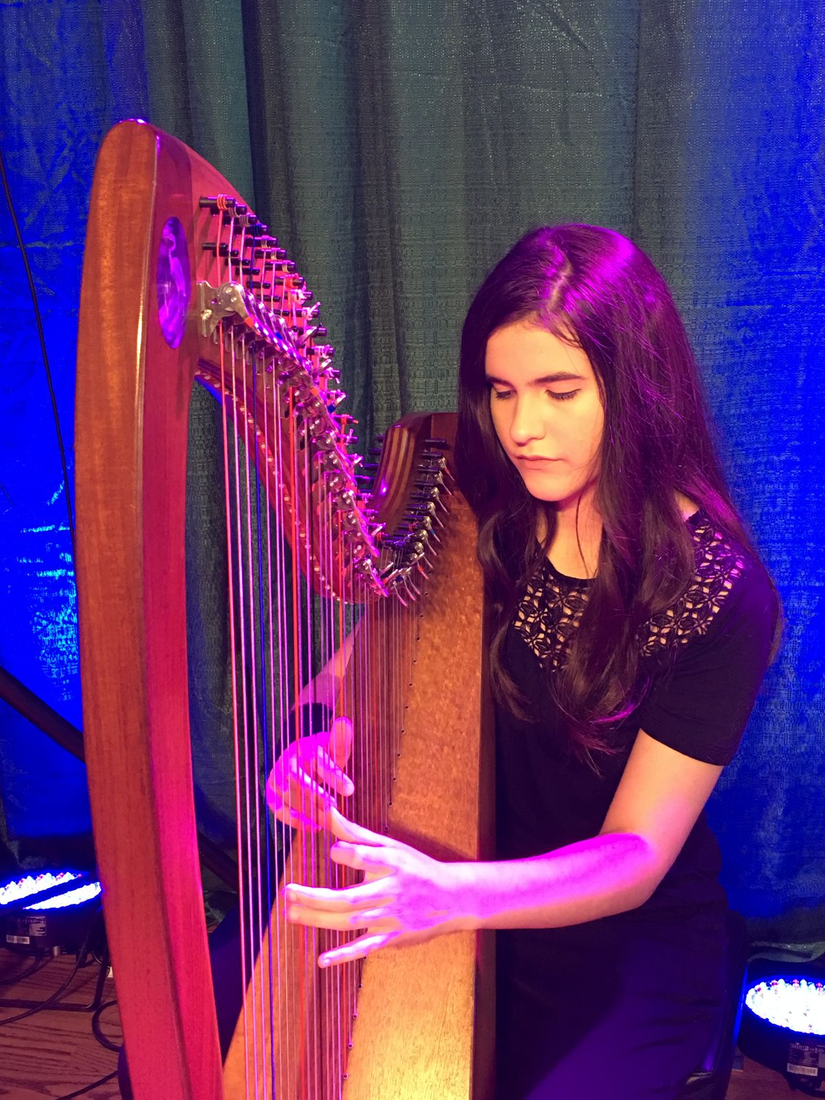 Sarah Copus - Photos