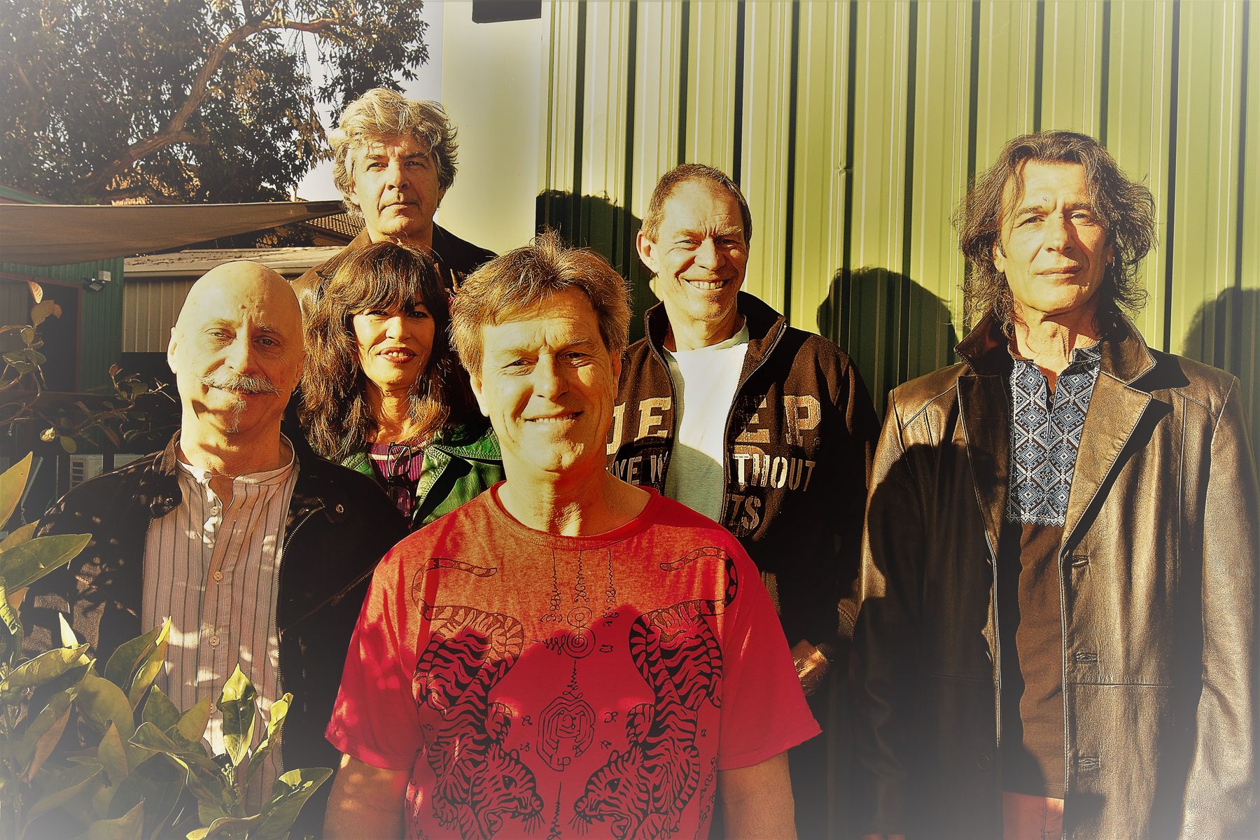 Yellow Blue Bus | band description and highlights