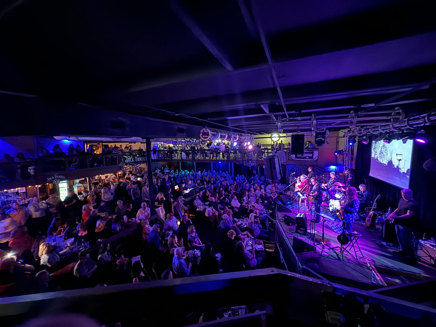 the floating men - About