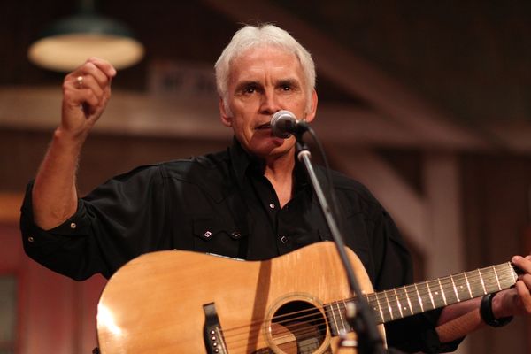 Verlon Thompson - TOUR