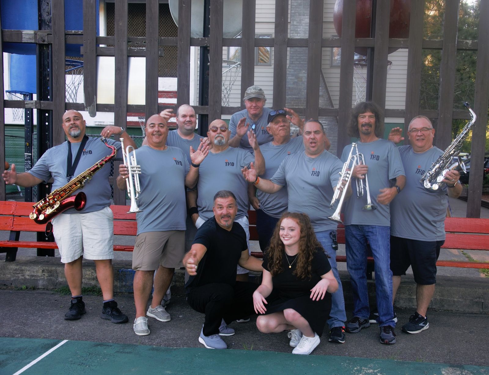 thehorndogs.com - The Band