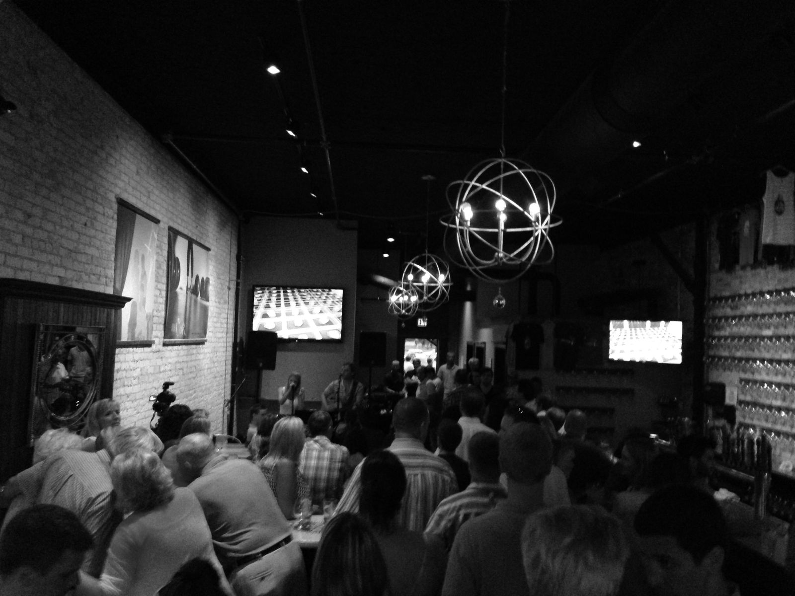 Tony Bakker & the Mercy Wheel - Photos