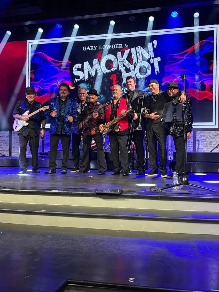 GARY LOWDER & SMOKIN' HOT