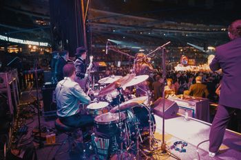 Groovy 7 - Love & Music