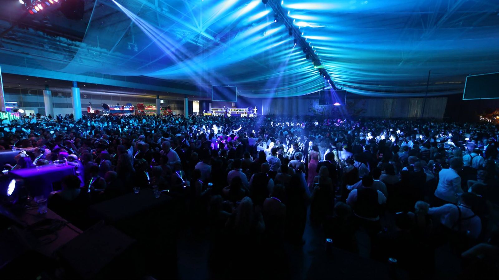 Groovy 7 - Love & Music - Photos