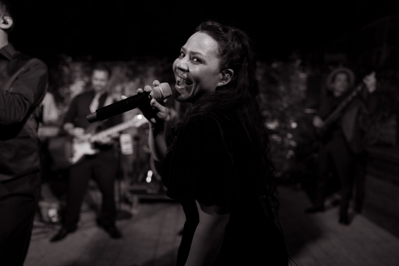 Groovy 7 - Love & Music