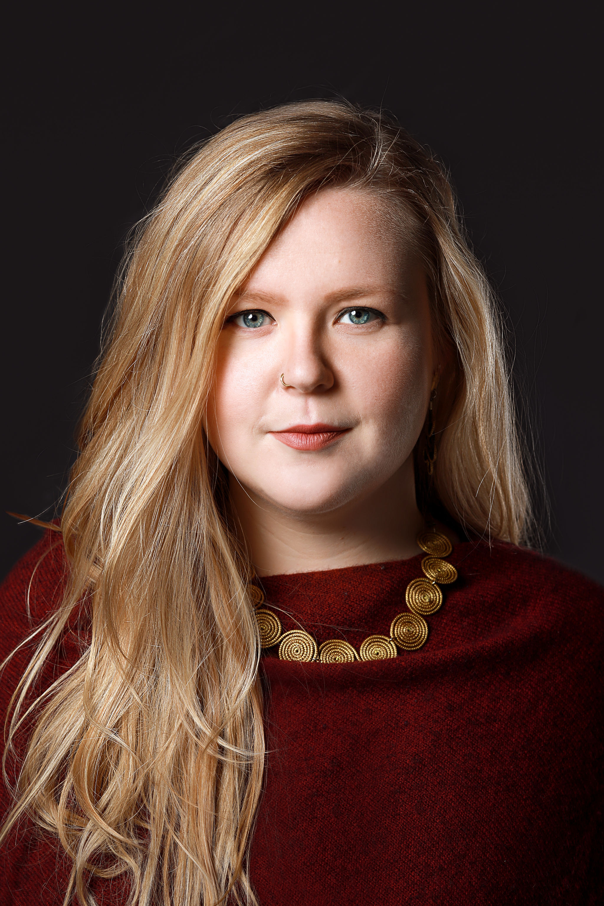 Karis Tucker - About