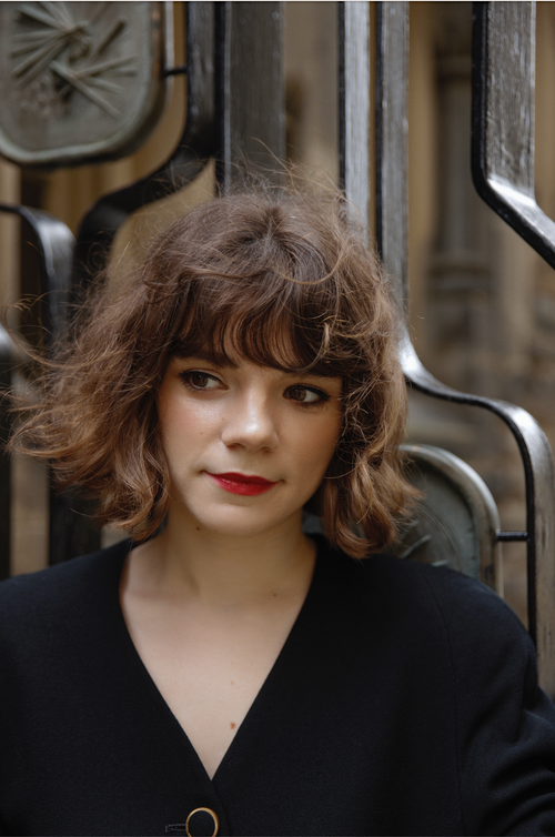 Laura Anglade - About