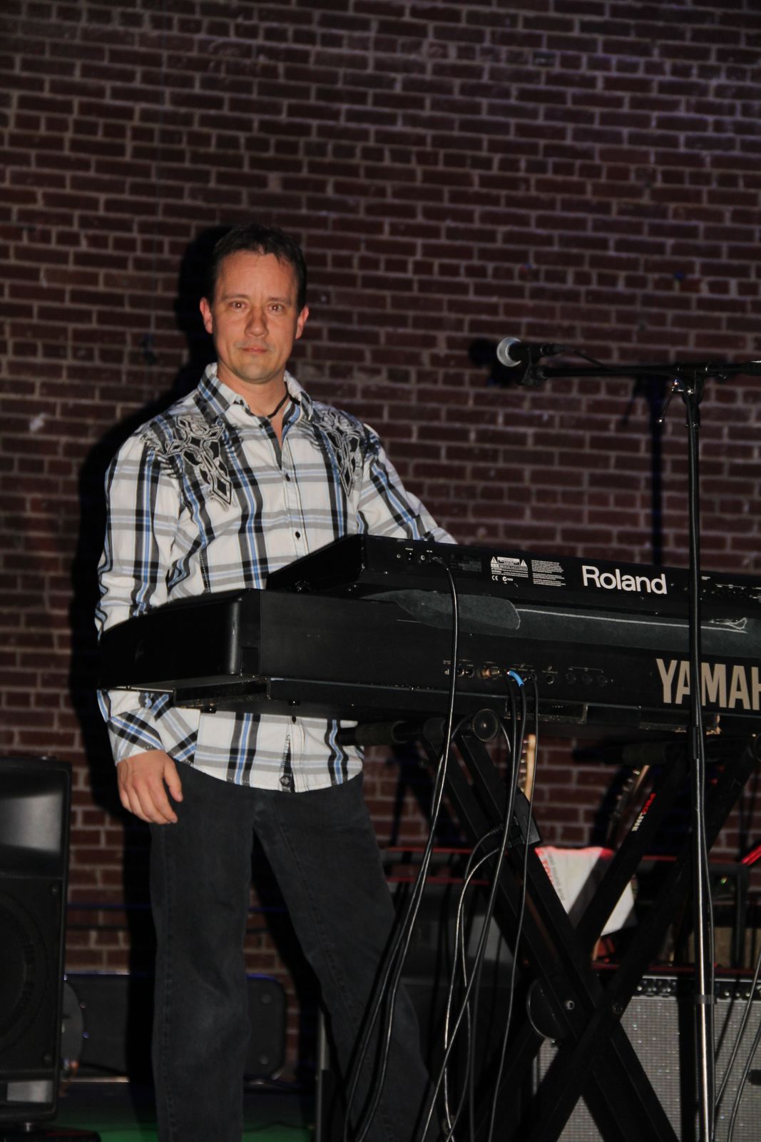 Robert Meadows - Photos