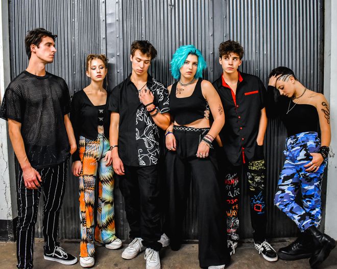 SM6 Band - Press Kit