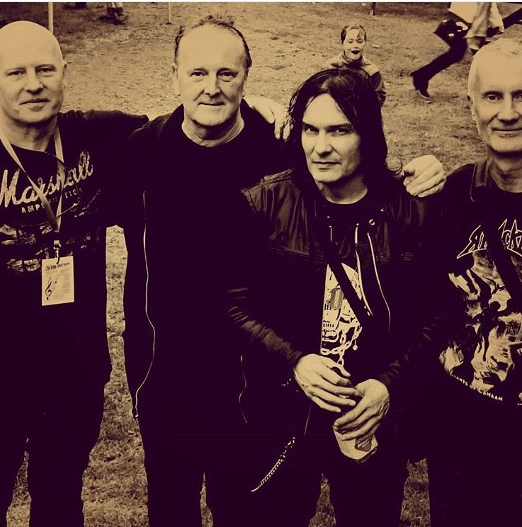 BobDeewithPetro - photos