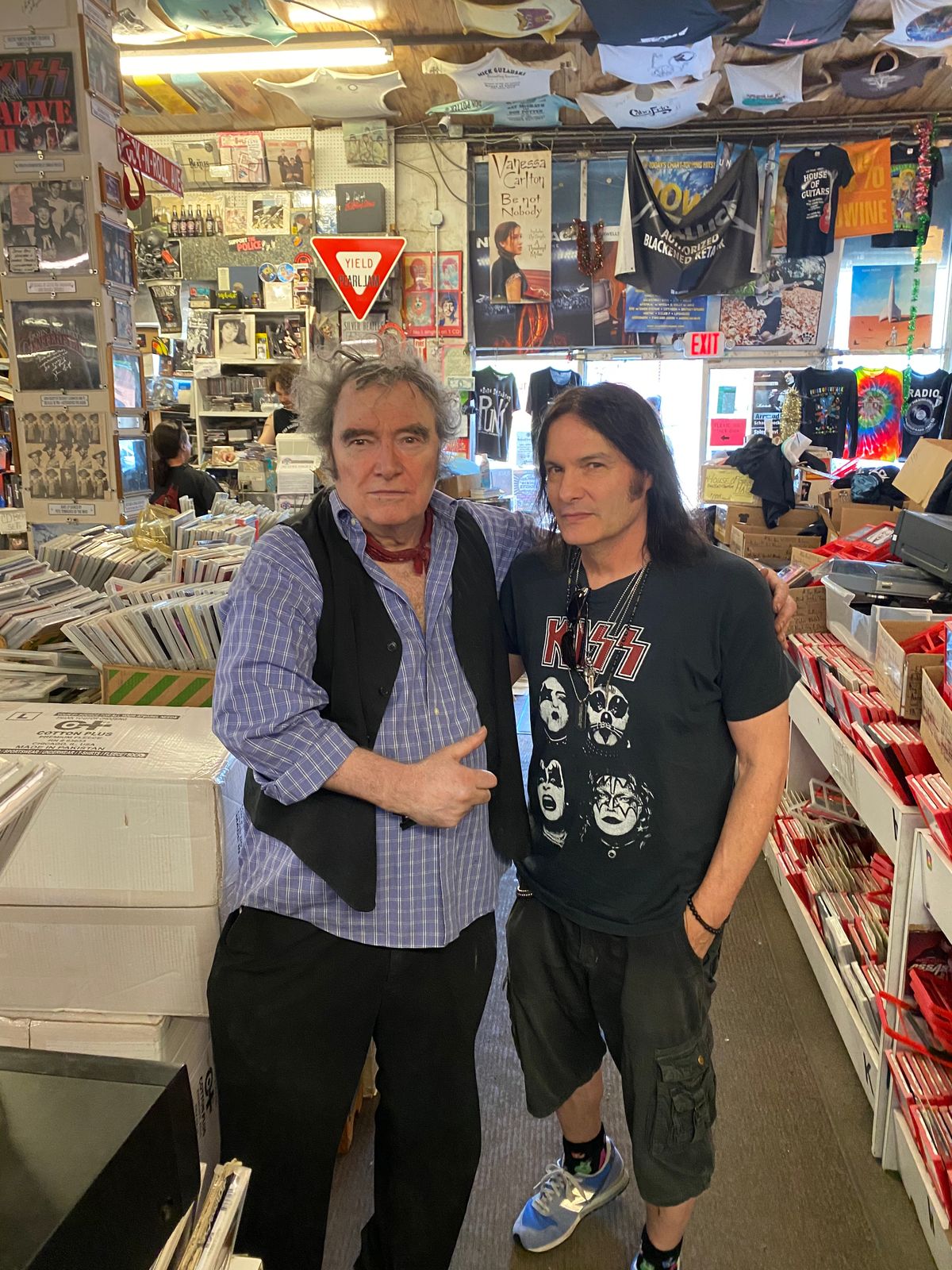 BobDeewithPetro - photos