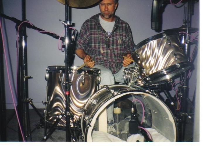 Geno White - Standing in Stereo