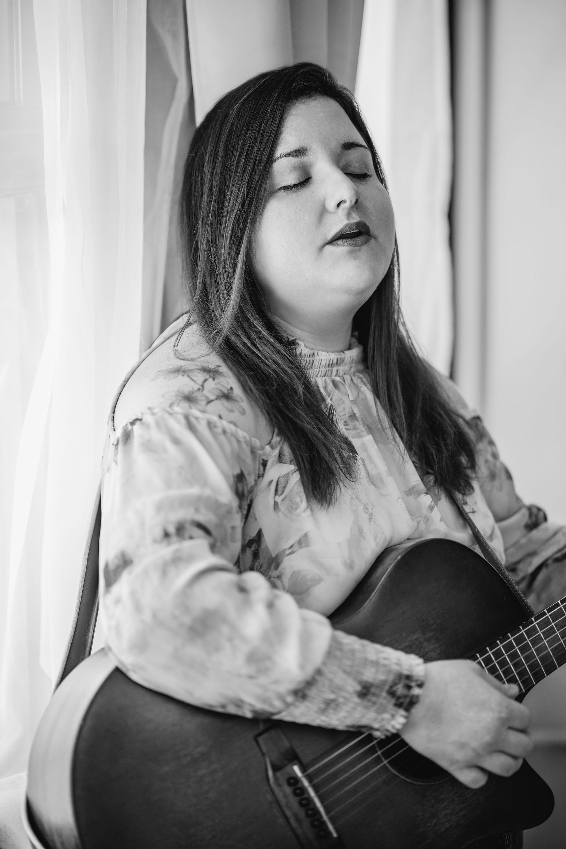 Allison Landon Solo Performer - Lessons - Video