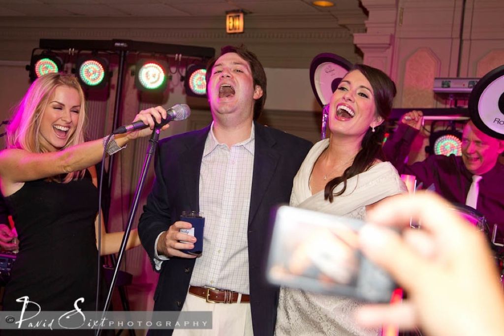 Best Wedding Reception Band in Austin, TX - The Pictures Band