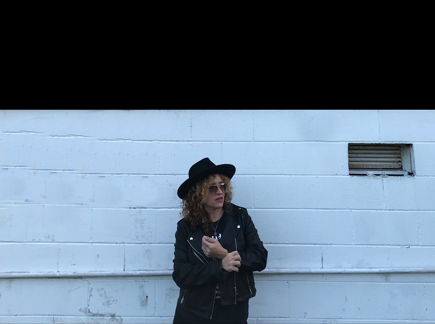 Lynn Drury - Home