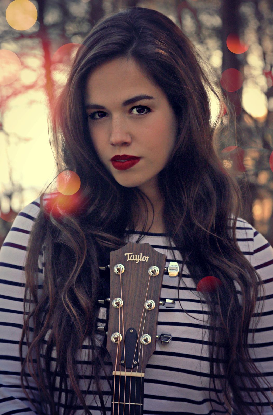 Sarah Bernardo - Photos