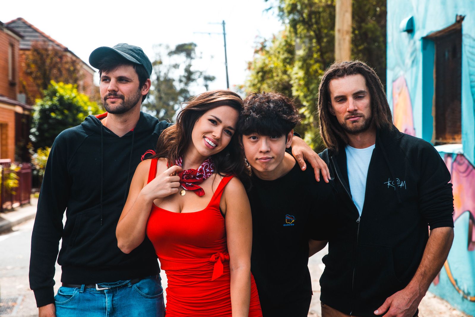 Sarah Bernardo - Photos